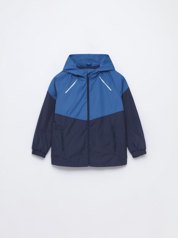 Roupa desportiva para menino | Lefties Nova Coleção