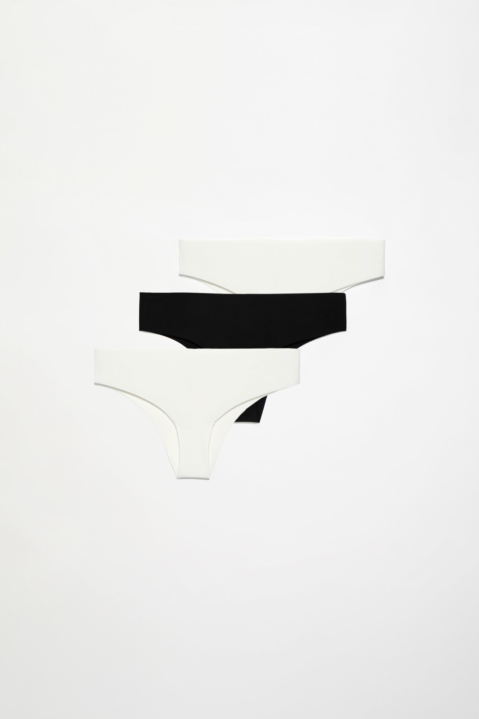 Braguitas - ROPA INTERIOR | PIJAMAS - Mujer - | Lefties ESPAÑA