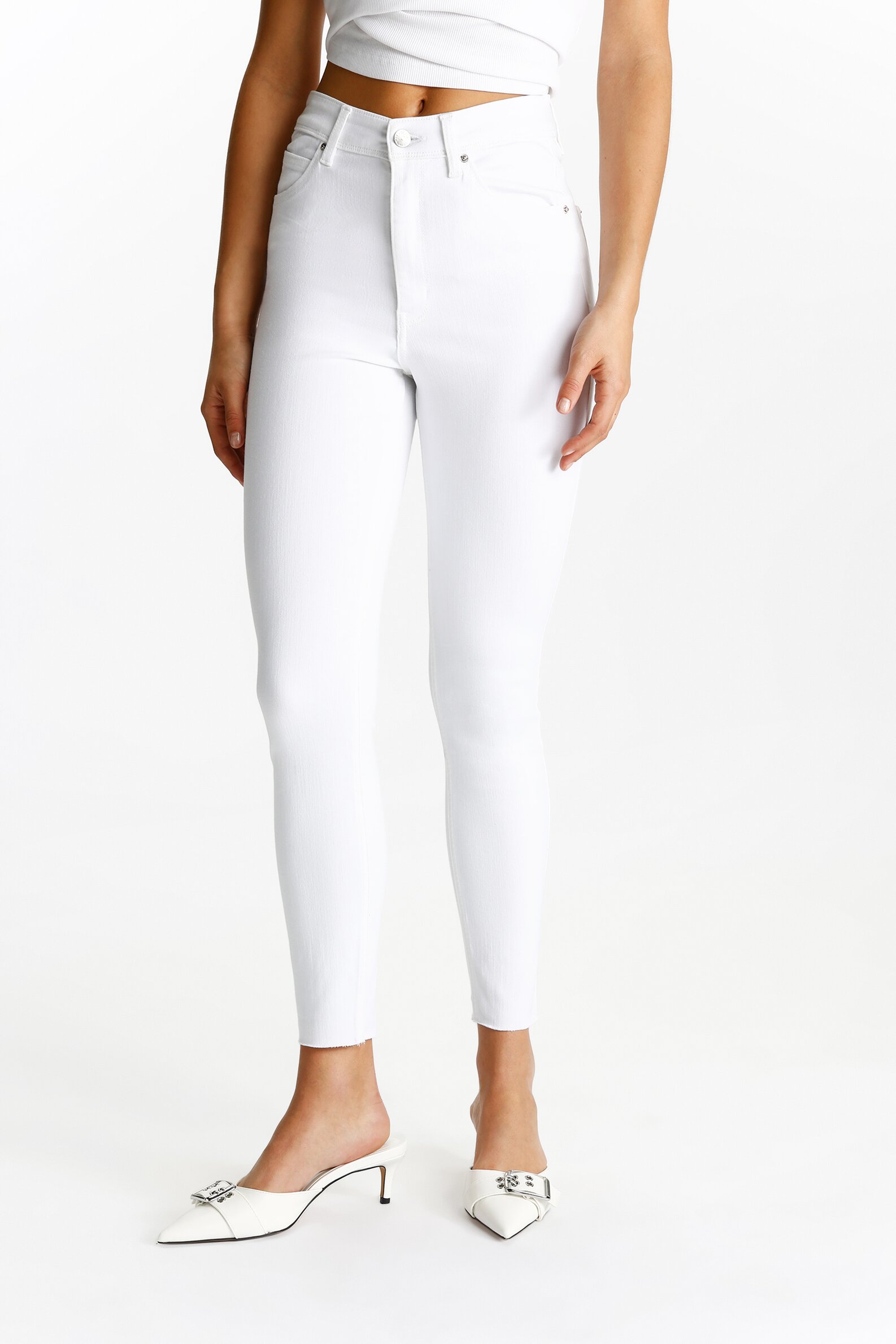 Jeans - Pantalones - ROPA - Mujer - | Lefties ESPAÑA