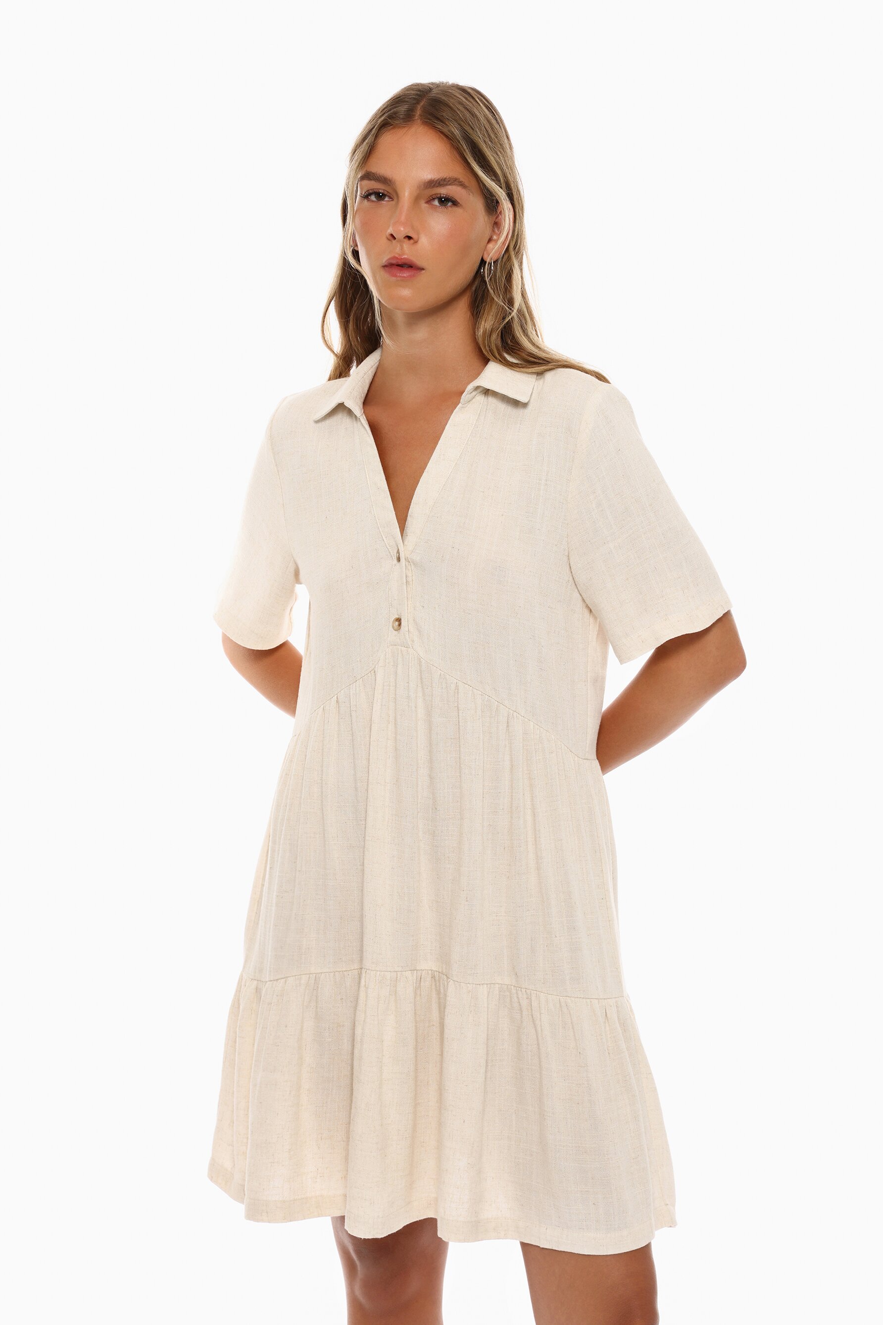 Short rustic dress - Dresses - CLOTHING - Woman - | Lefties SPAIN