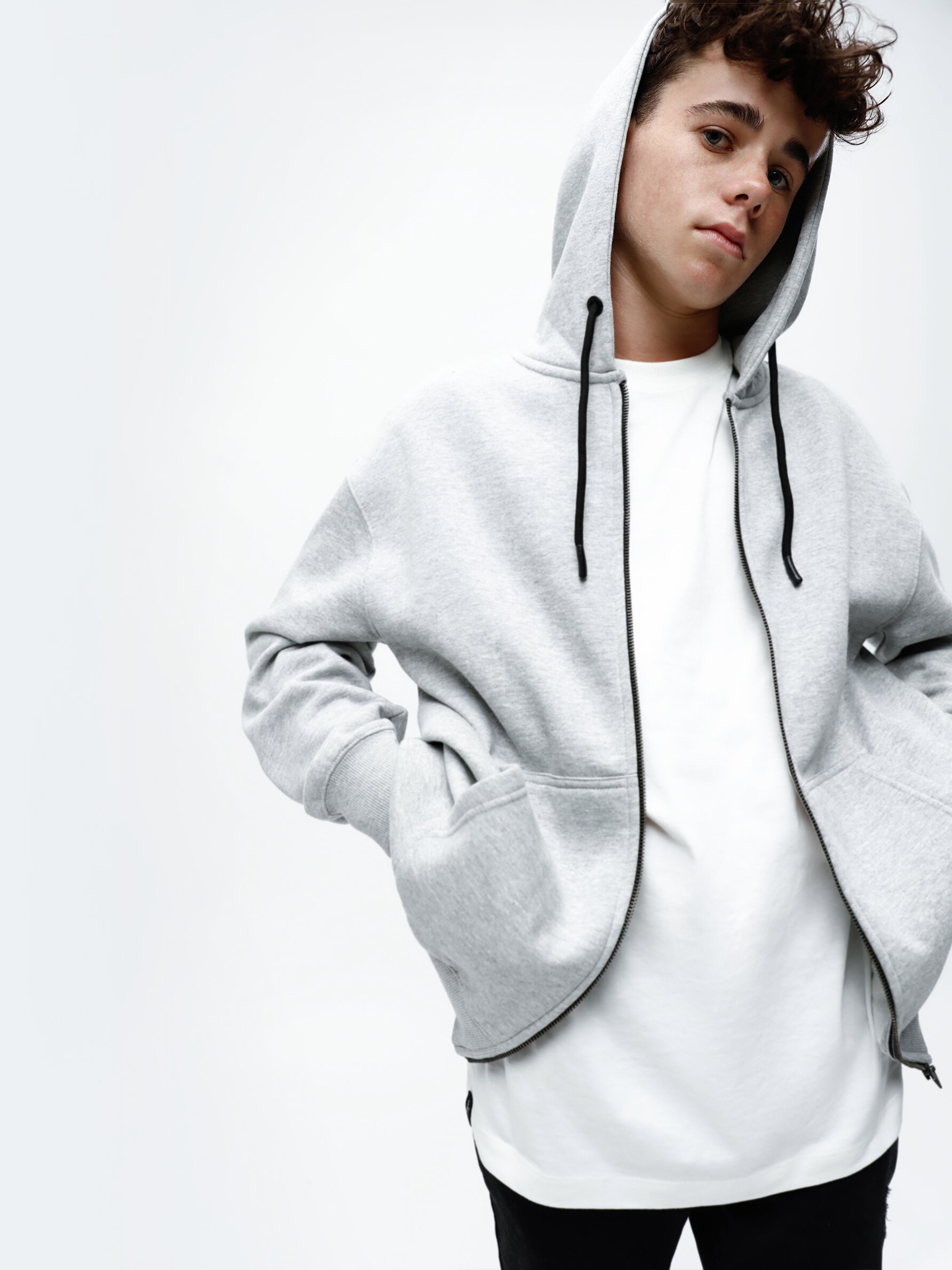 Sweatshirts - CLOTHING - Man - | Lefties UAE - Dubai/Sharjah/Ajman/UAQ ...