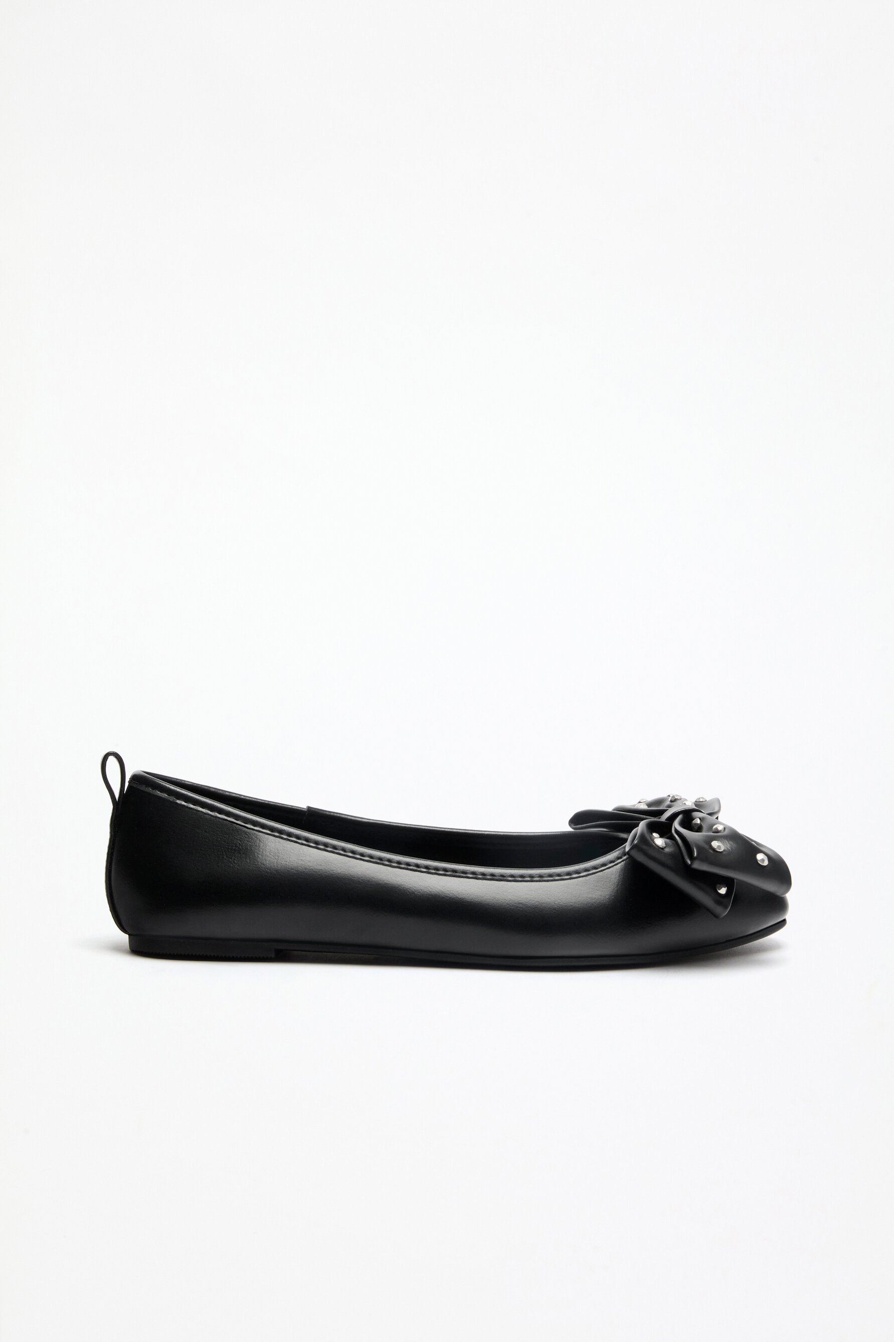 Ballet flats with bow - Flato Shoes - SHOES - Woman - | Lefties UAE ...
