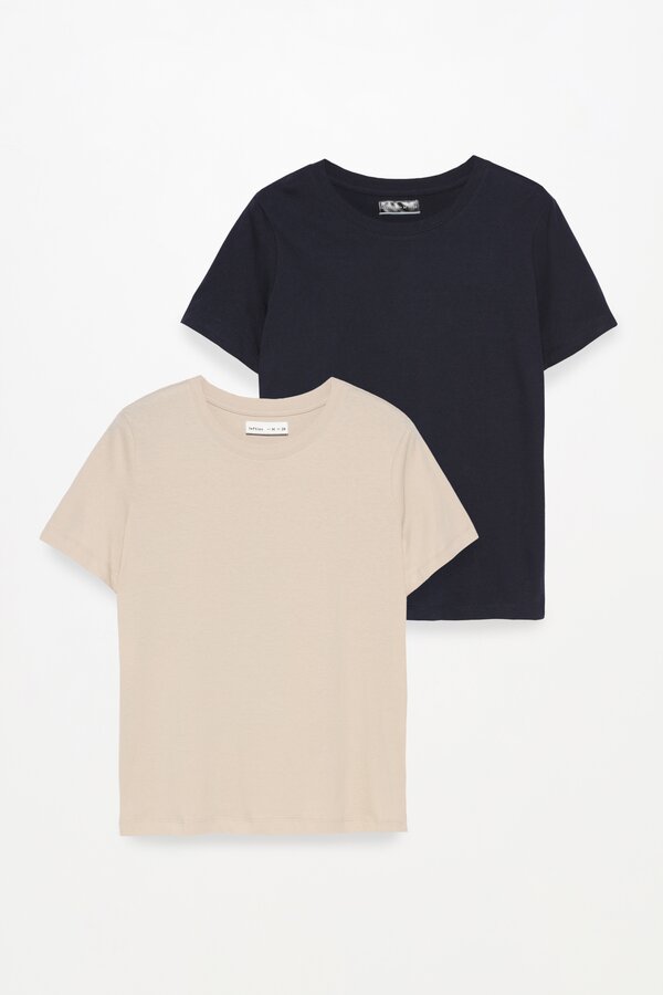 Camisetas Básicas - Camisetas - ROPA - Mujer - | Lefties ESPAÑA