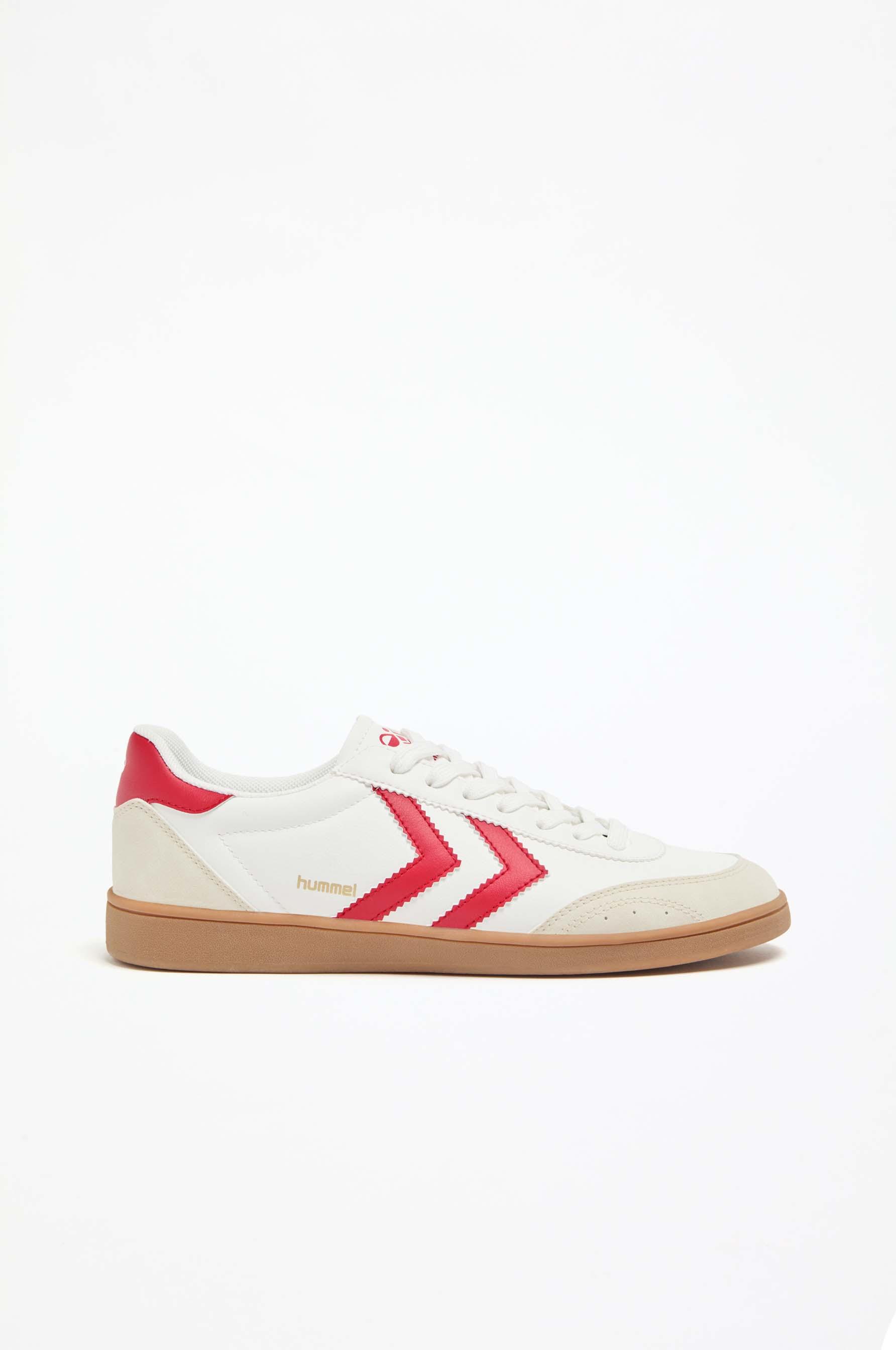 Retro Hummel sneakers - SHOES - Woman - | Lefties UAE - Dubai/Sharjah ...