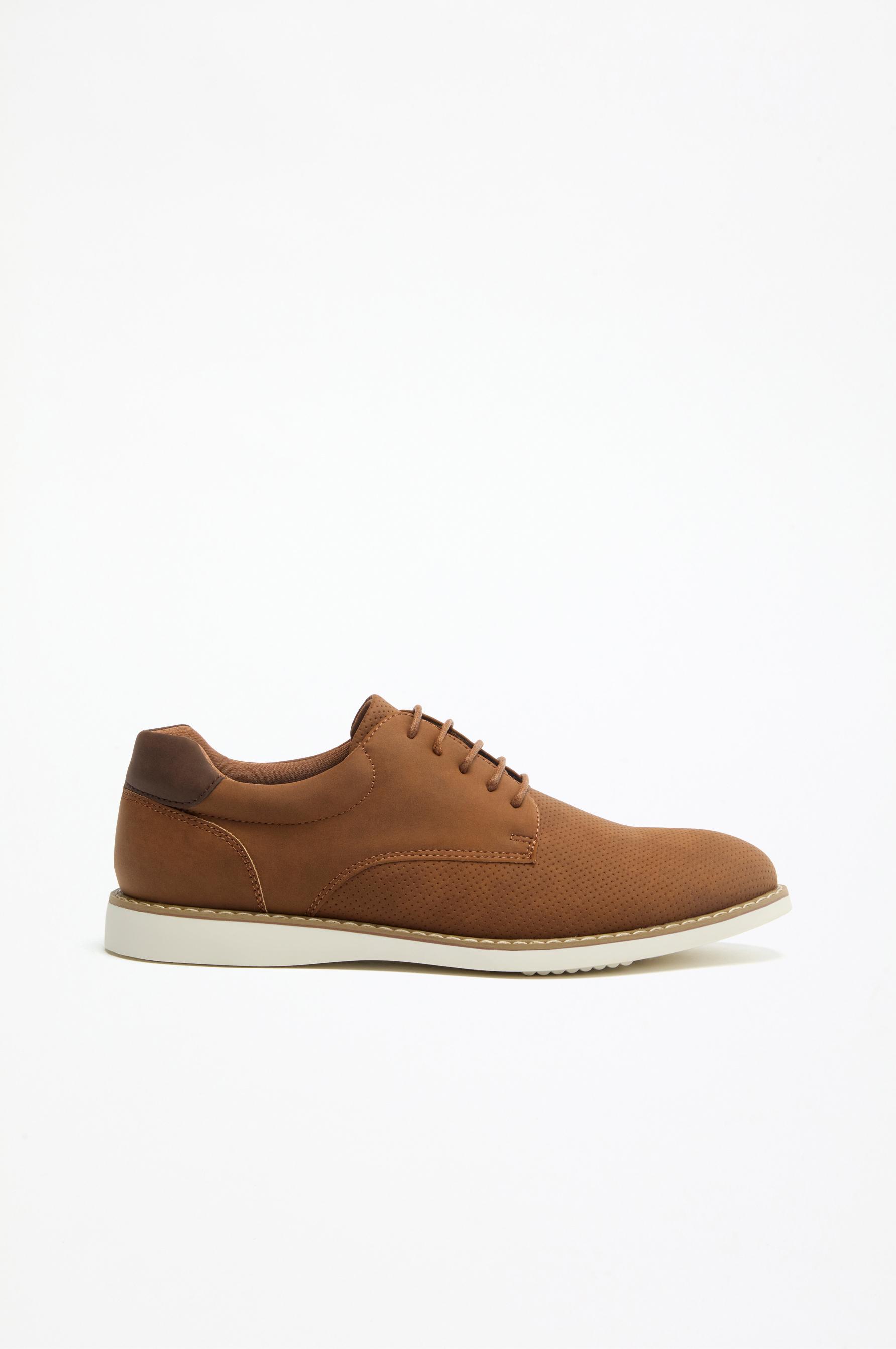 Minimalist shoes - Shoes | Espadrilles - FOOTWEAR - Man - | Lefties UAE ...
