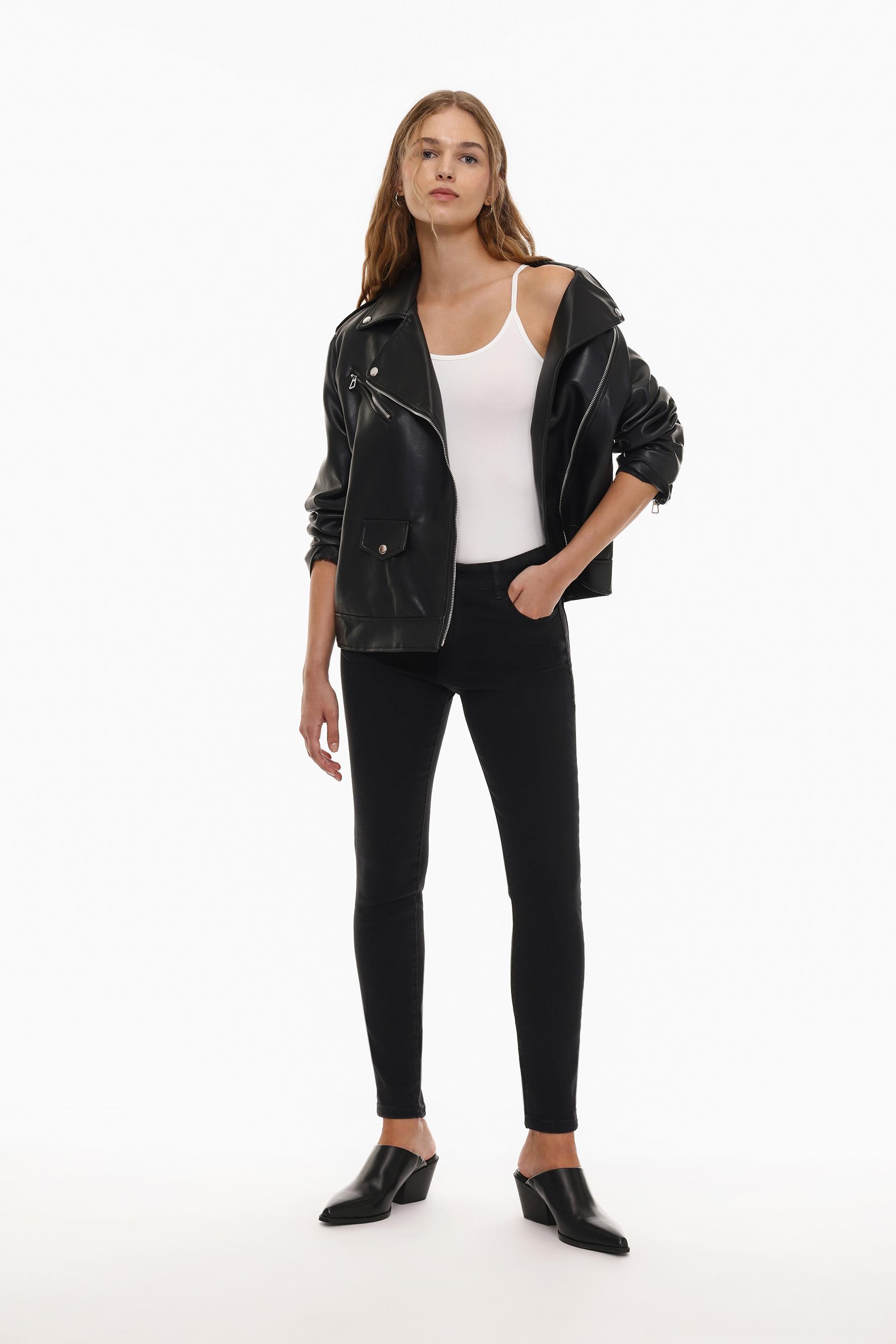 Jeans skinny - Skinny - Jeans - ROPA - Mujer - | Lefties ESPAÑA